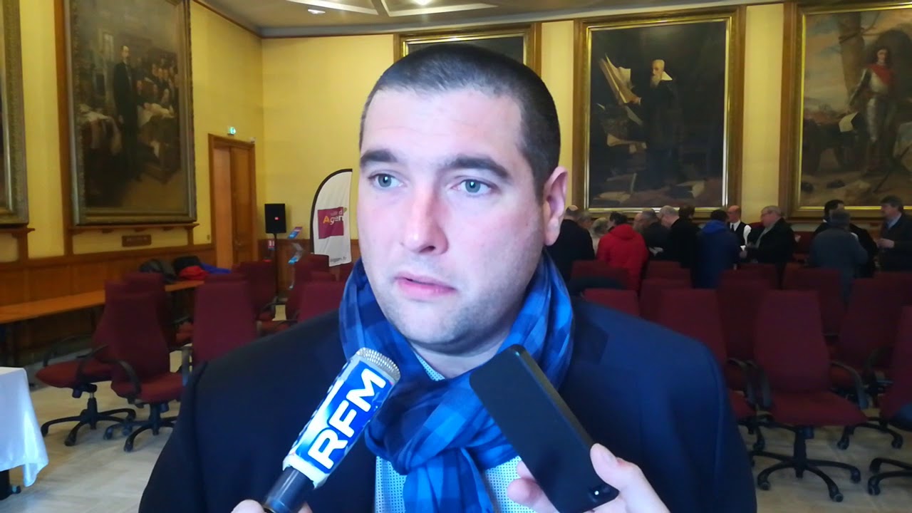 Thomas Léger, responsable marketing et communication au SUA rugby - YouTube