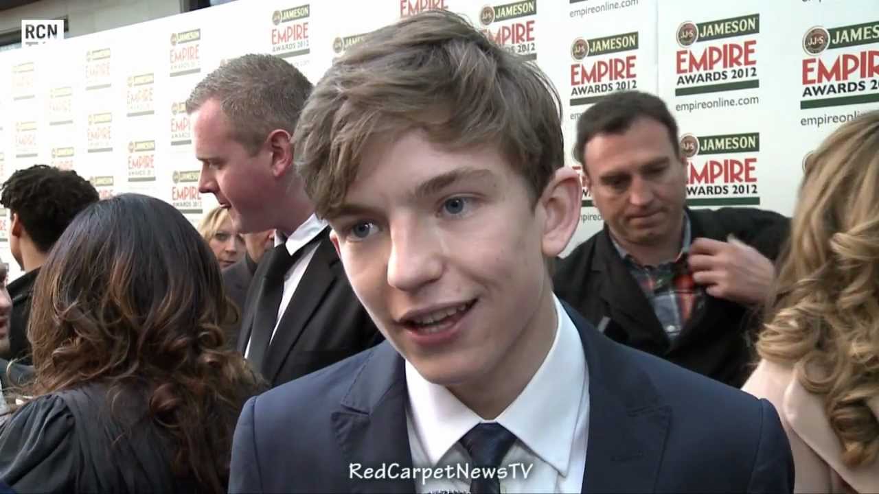 Bill Milner Interview - Empire Awards 2012 - YouTube