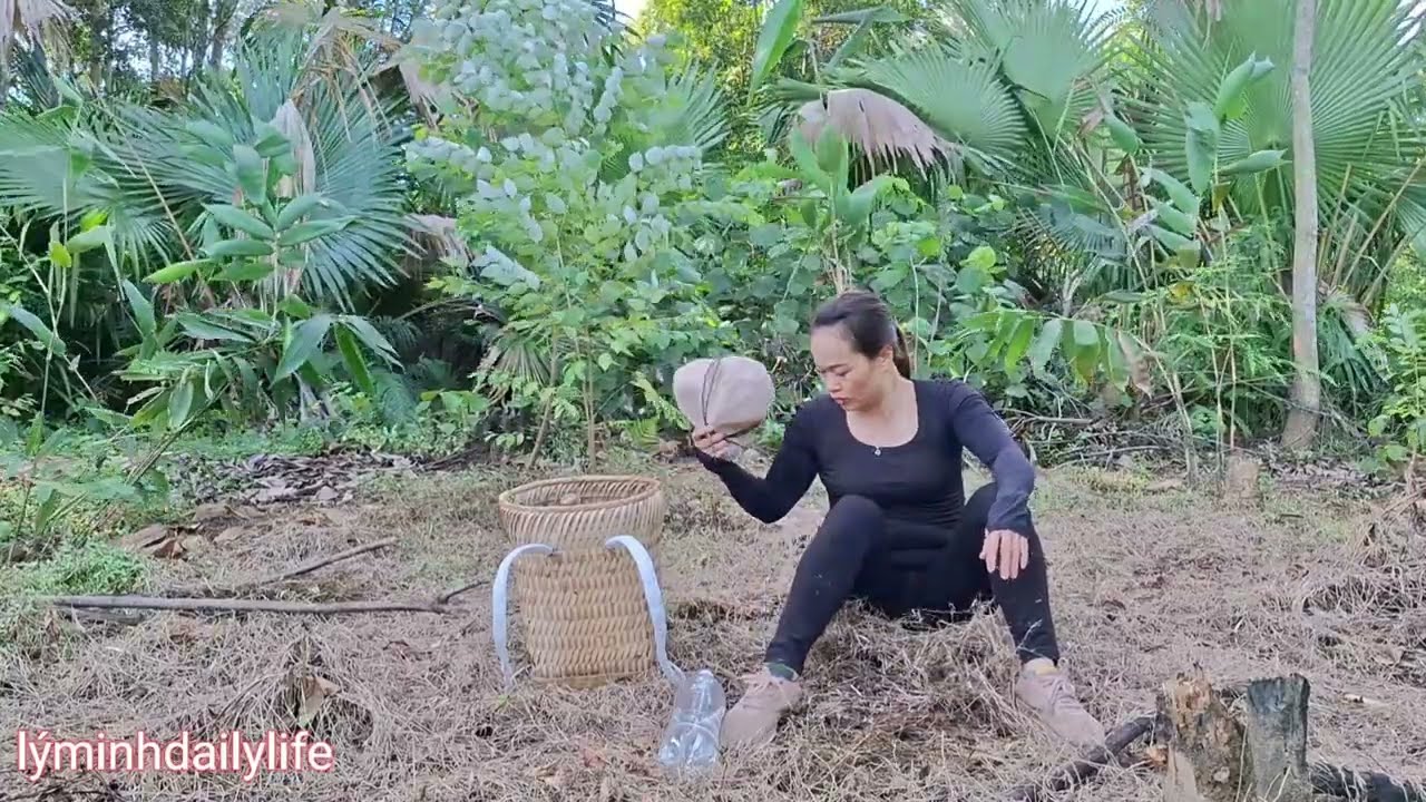 The thief kidnapped the girl and the dramatic chase. The militiaman got involved. - YouTube