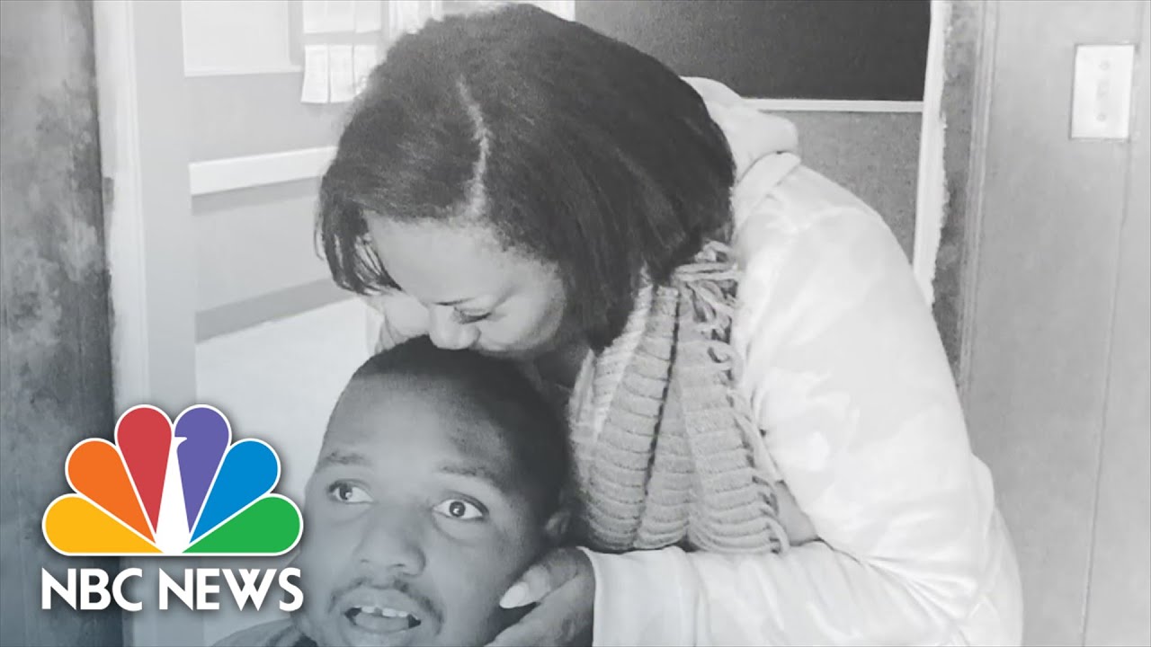 Gun violence survivors share how they live with their wounds - YouTube