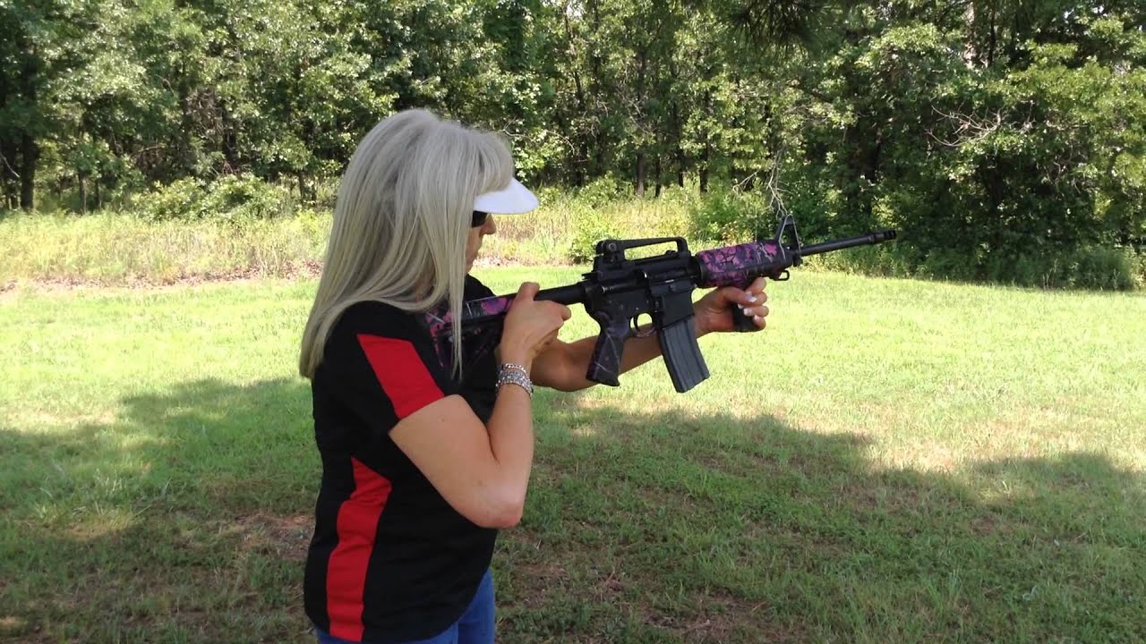 Glenda AR--15 Silencerco Tank brake - YouTube