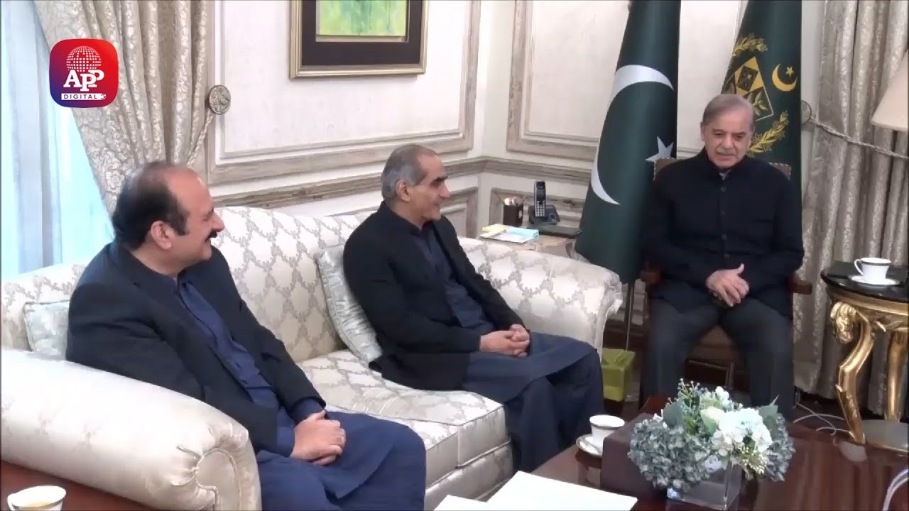 Khawaja Saad Rafique, Rana Mashood calls on PM - YouTube