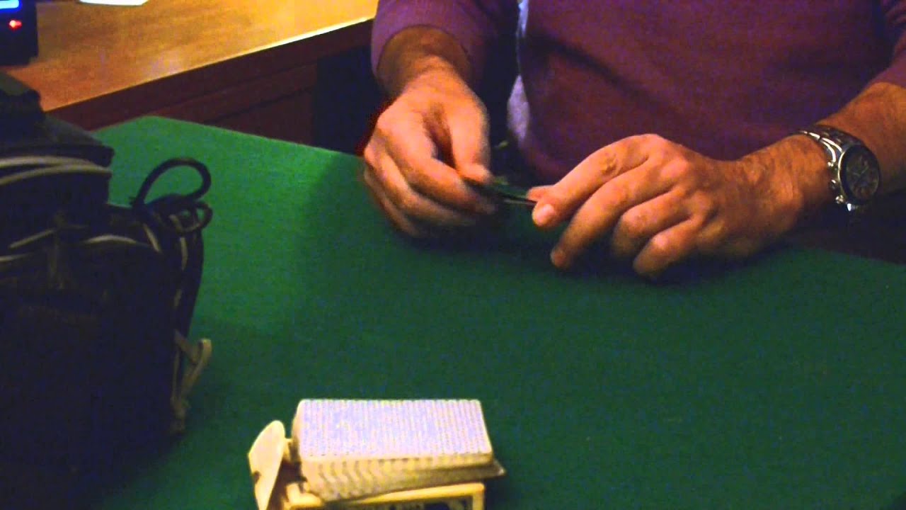 card stealing for hand mucking - YouTube