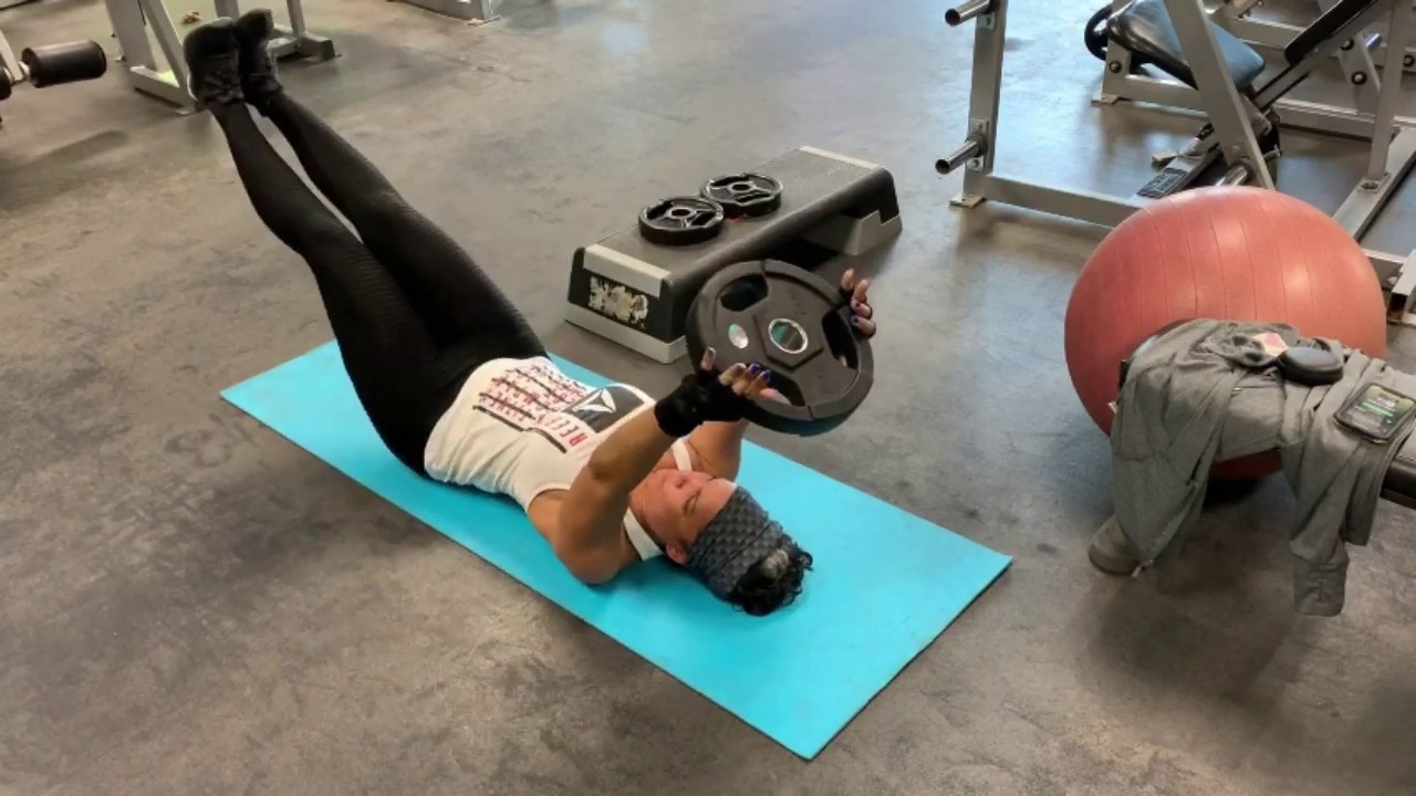 Upper Body training with a Plate - YouTube