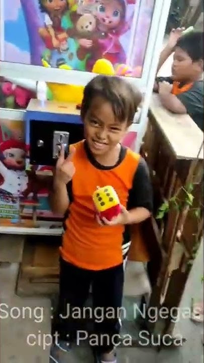 Mesin Capit Boneka | Bocil Pada Dapet Semua #mesincapitboneka #capitboneka #shorts # ...