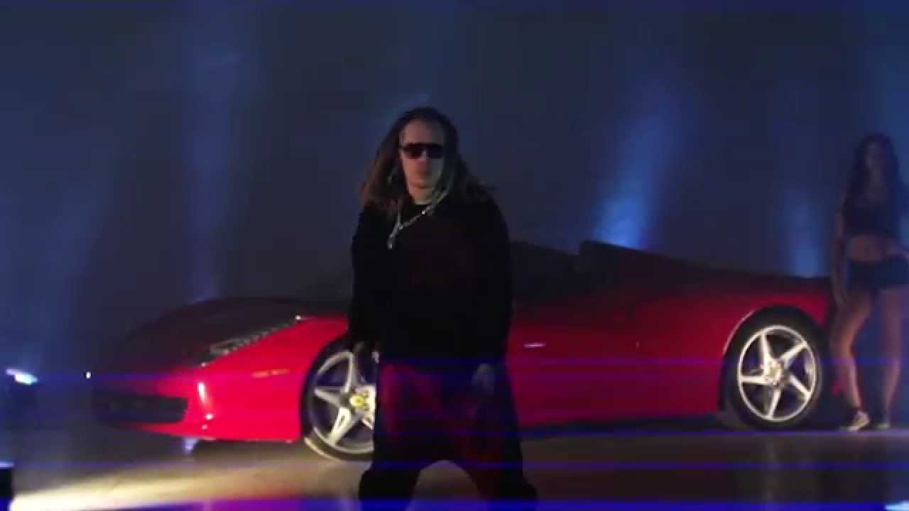 Young Shotty: Red Rari - YouTube