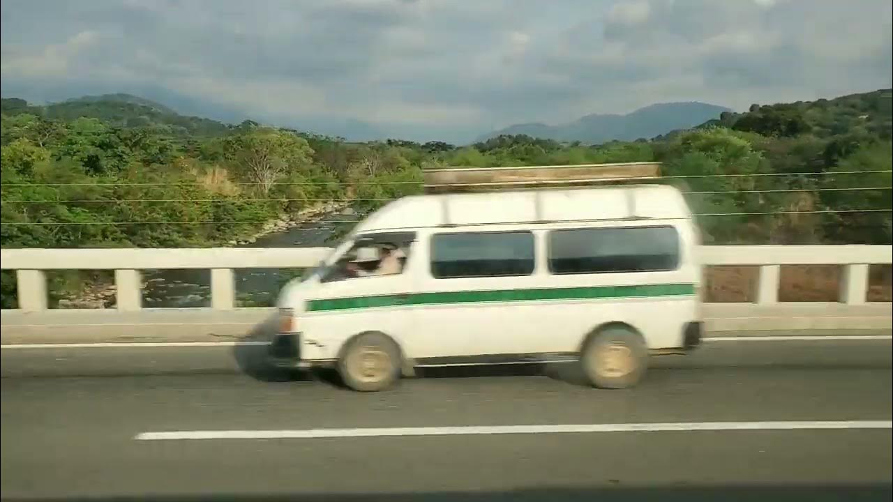 M U C H A C H I T A C O N S E N T I D A - YouTube