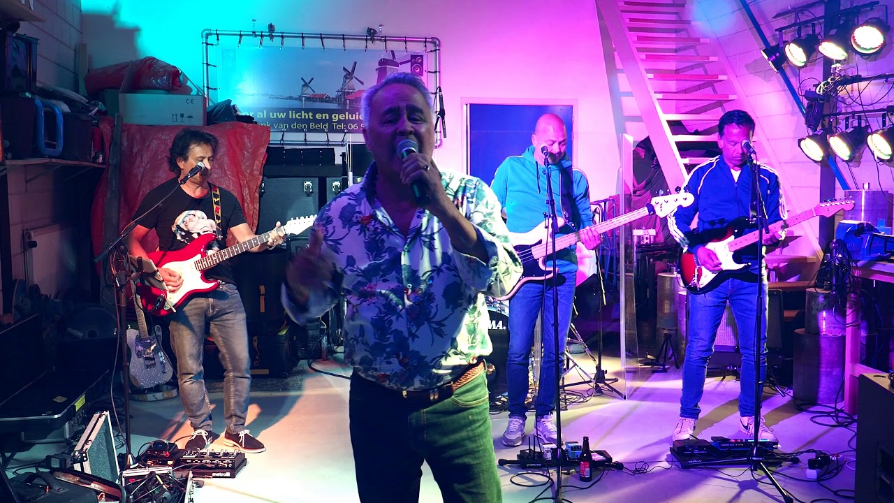 THE ROCKING PLAYERS Live Stream - YouTube