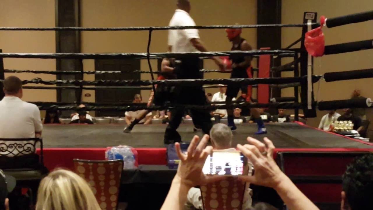Alexander Thiel (Tocco's Gym) vs. Vincent Dean (Fight Capital Gym ...