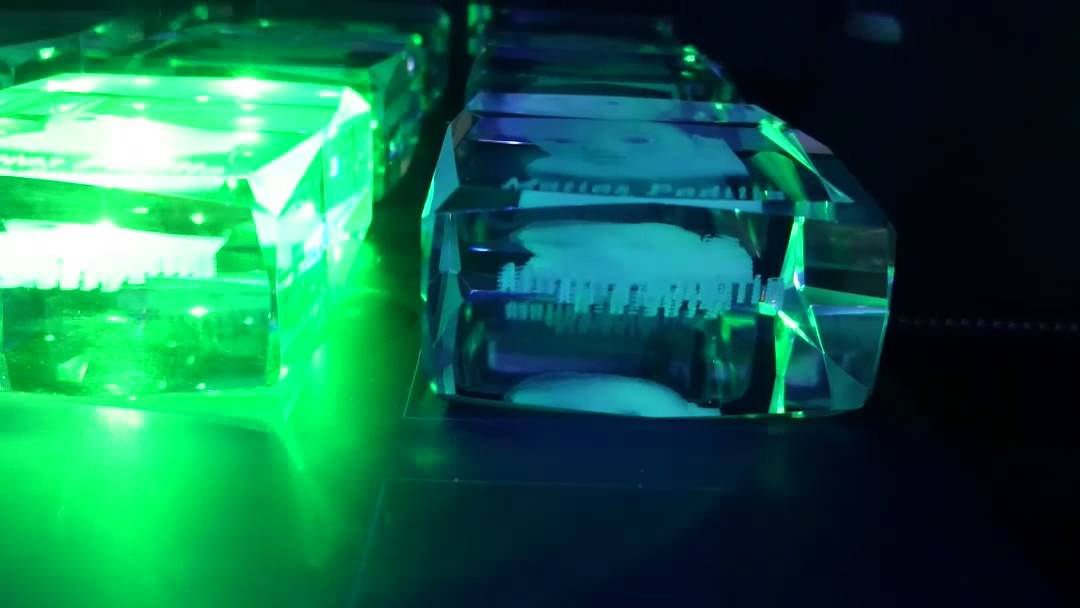 2D / 3D Laser Subsurface Glass Etching Process - YouTube