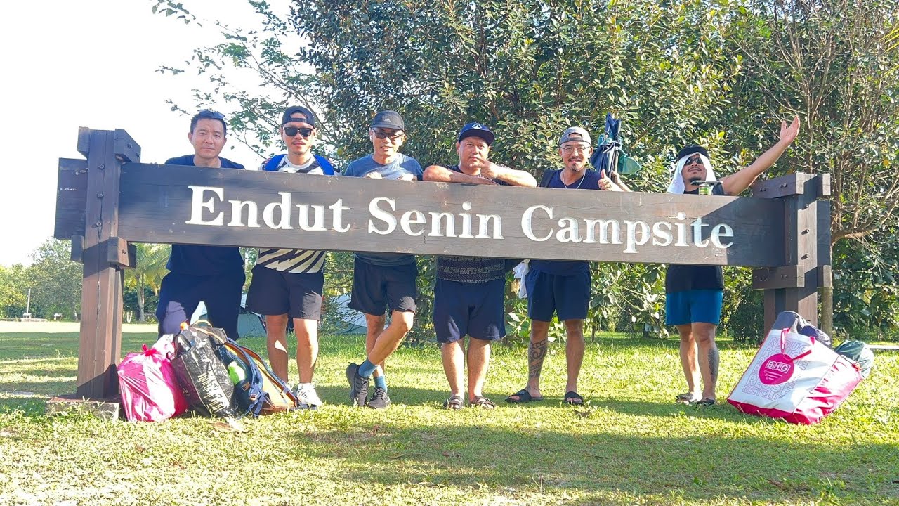 First-Time Camping 🏕️ Experience in Pulau Ubin ( Senin Endut Campsite ...