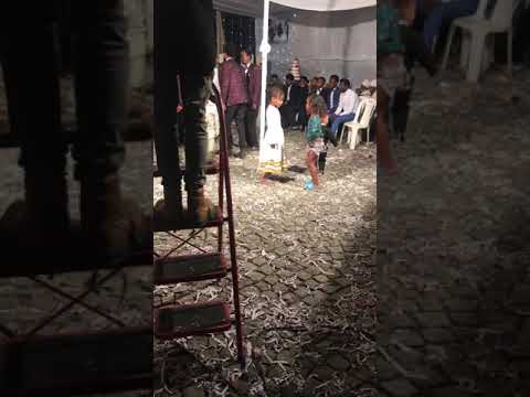 Amazing dancing Tigrinya dance - YouTube