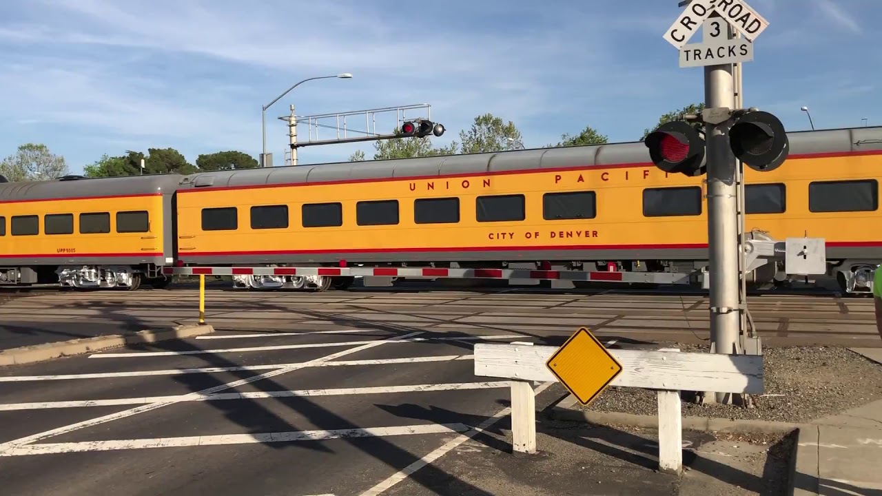 UP 2650 Leads The Experience The Union Pacific Special Through Yosemite ...