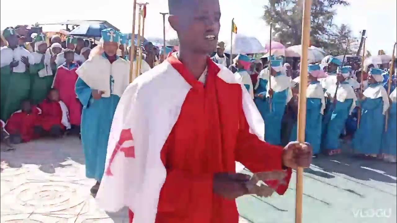 የቅዱስ ኡራኤል በአለ ንግስ ደብረ ብርሀን፡፡ Youtube