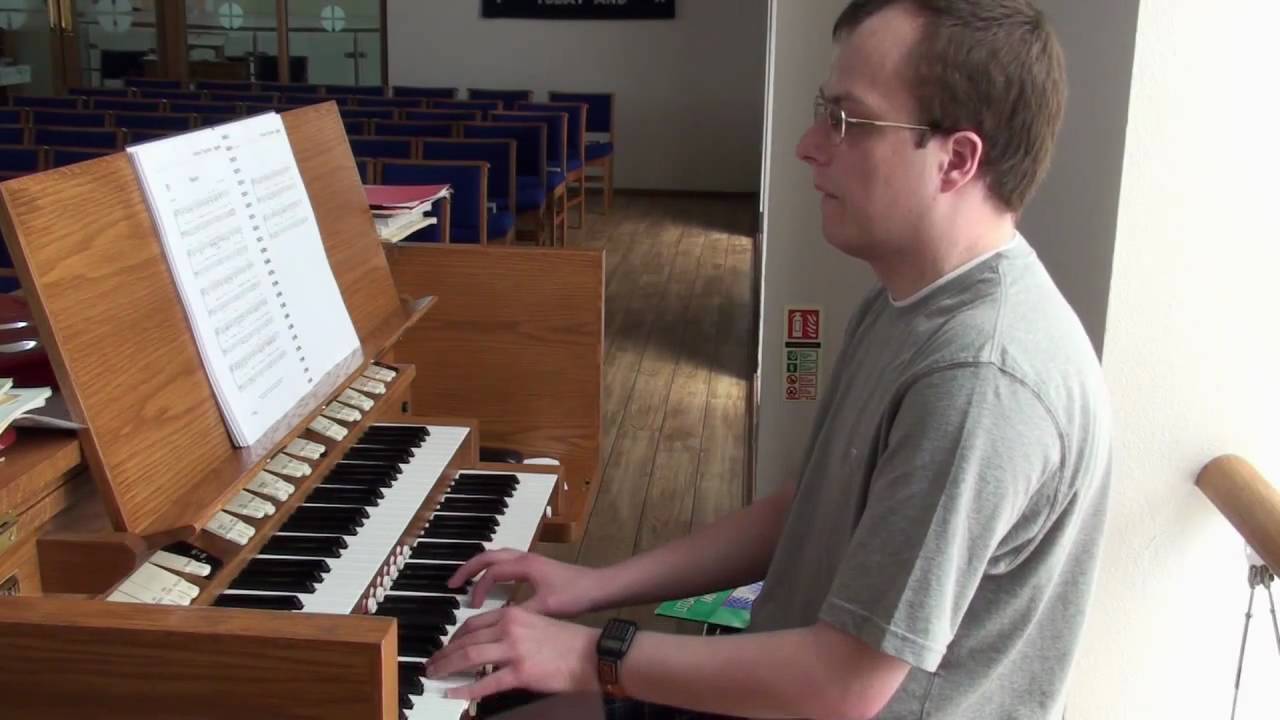 "Majesty Worship His Majesty" Mumbles Methodist Church Swansea - YouTube