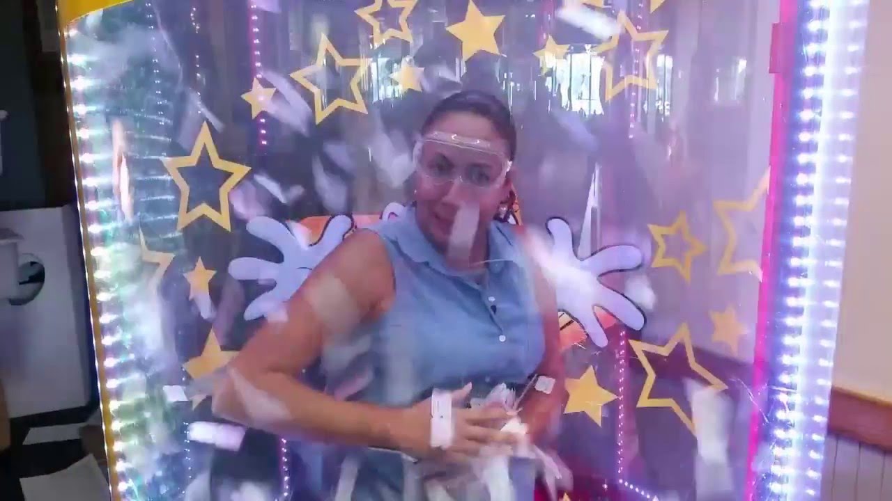 Chuck E. Cheese Ticket Blaster - YouTube