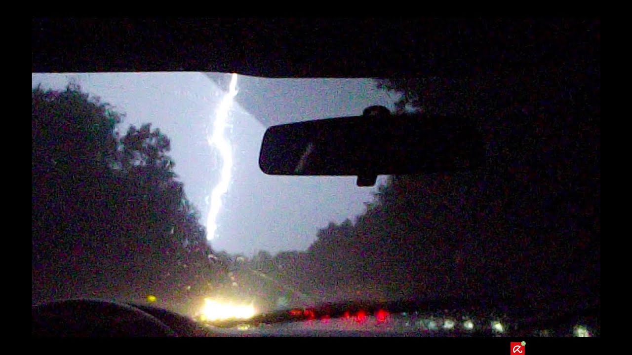 Scariest Lightning Strike Ever - YouTube