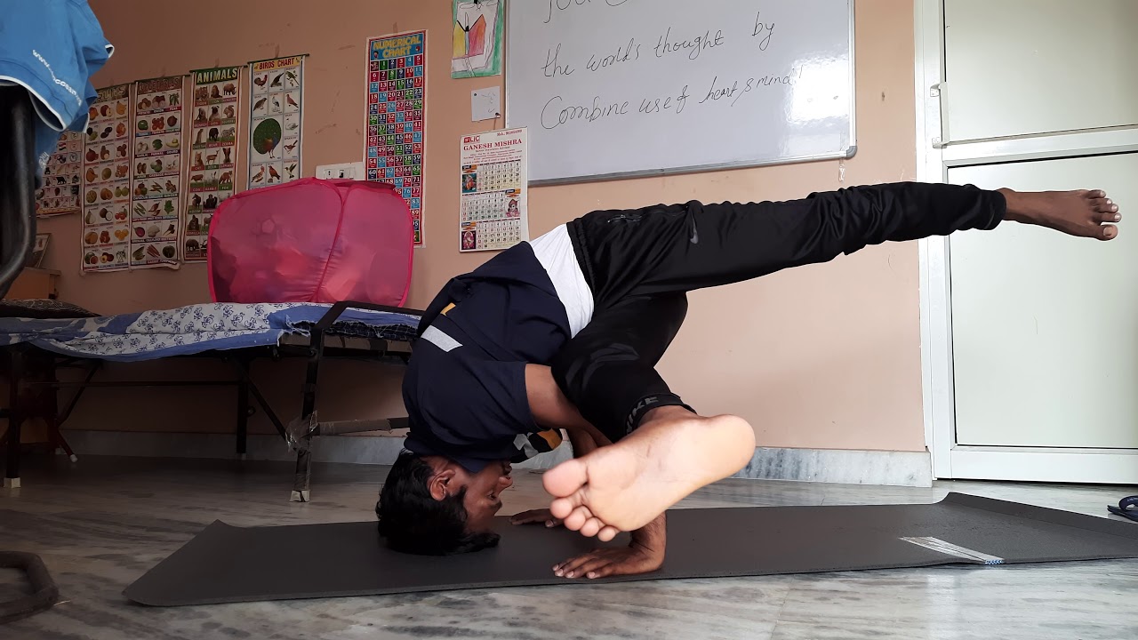 Powerful Balancing pose - YouTube