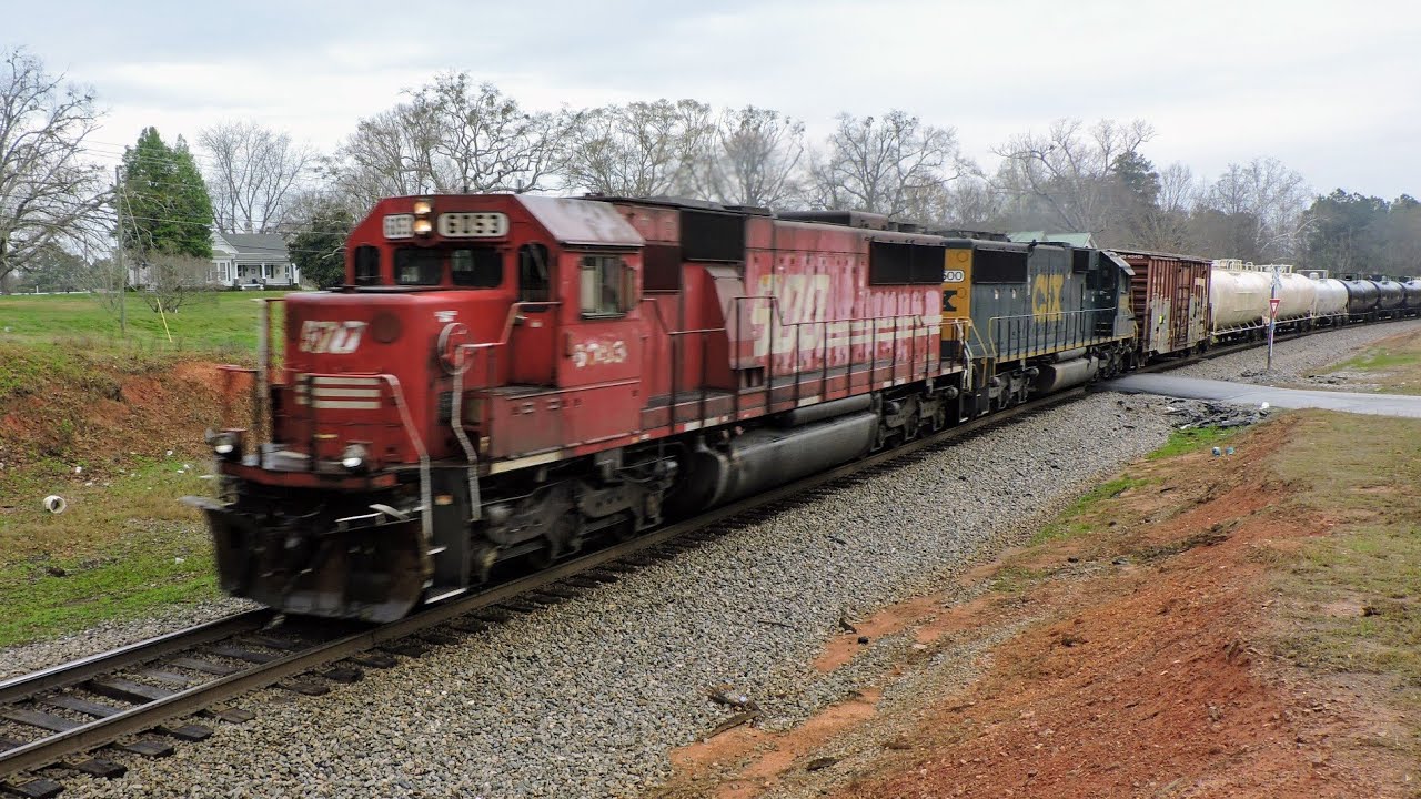 HD: SOO 6053 leads CSX Q617-18 in Newnan, GA - YouTube