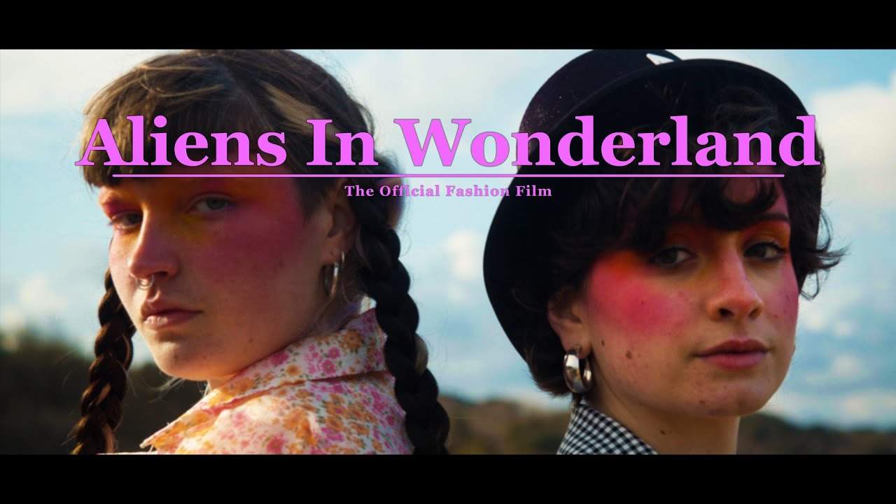Aliens In Wonderland - OFFICIAL - YouTube