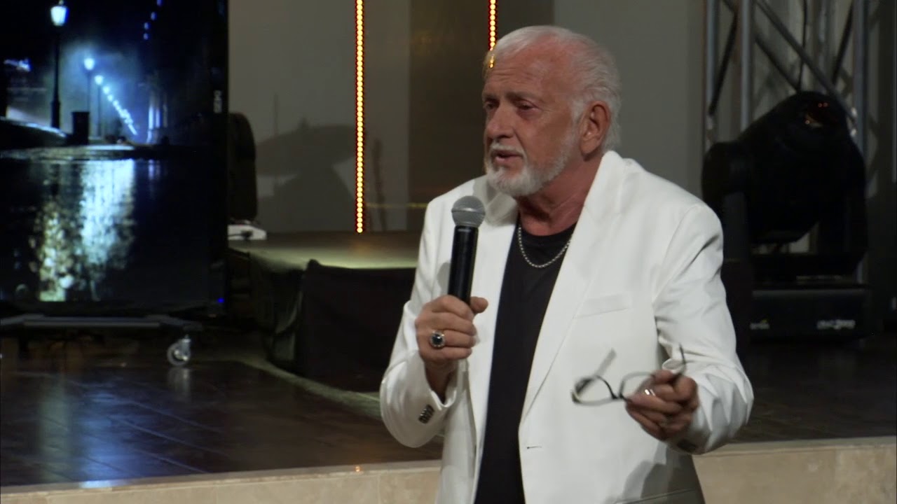 Selflessness Brings the Promises - Sermon by Dr. Tom Anderson - YouTube