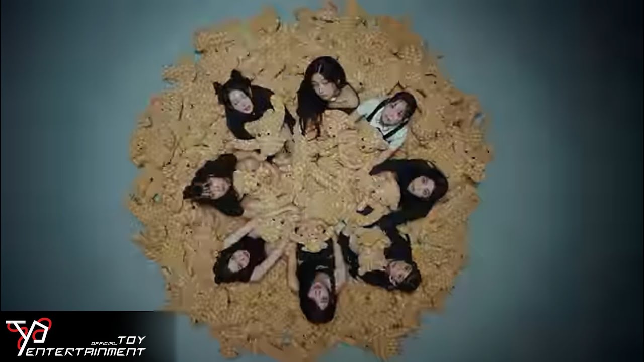 QUEENDOM-ORIGINALS (여왕의나라) "LOVE ME BETTER" M/V TEASER #01 - YouTube