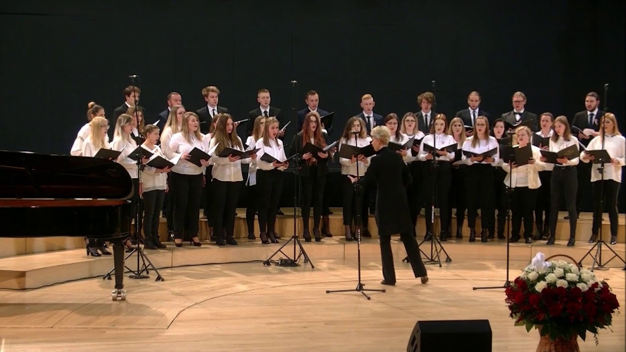 Chór ARS VOCALE występ na 100lecie odzyskania niepodległości Olsztyn 11 ...