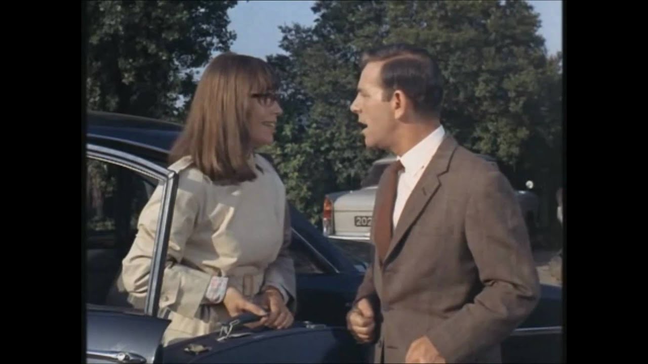 Norman Wisdom Press For Time (1966) - YouTube