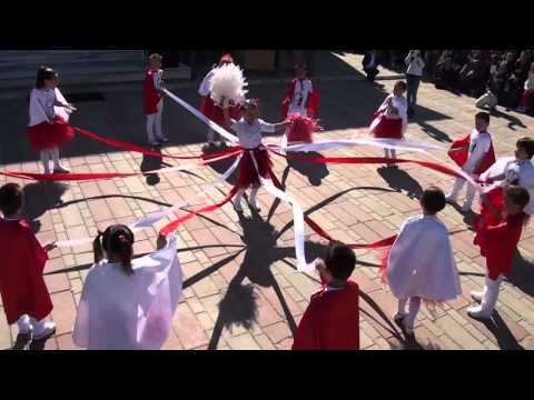 Esetçe 23 nisan 1 b sınıfı gösterisi