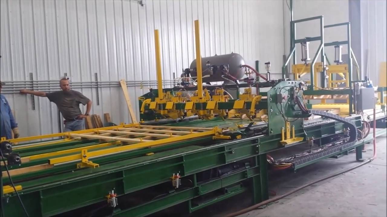 UNIVERSAL MACHINE-INLINE NAILER - YouTube