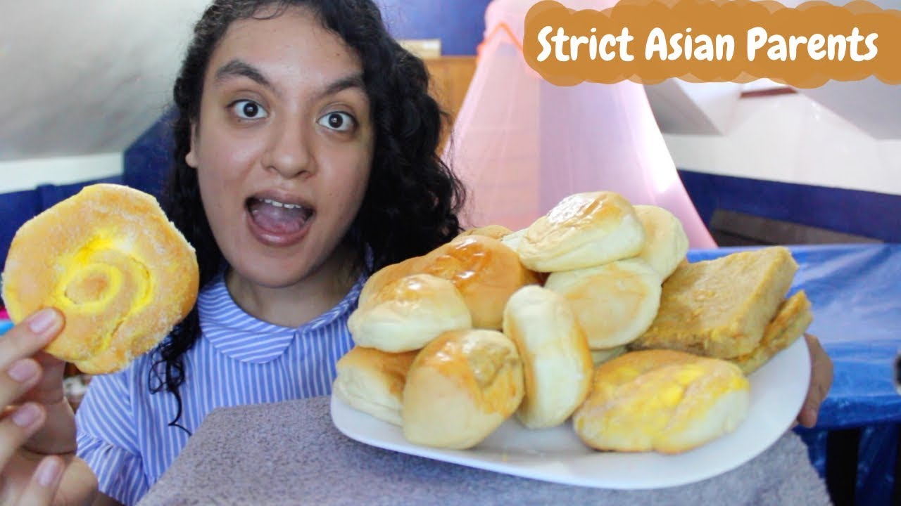 Eating Filipino Bread Pastries from My Local Bakery MUKBANG - YouTube