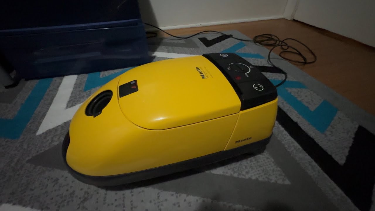 Miele Electronic S312i Vacuum - YouTube