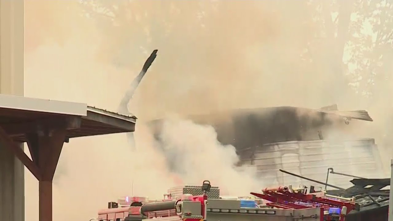 'No small explosion,' fire destroys commercial building - YouTube