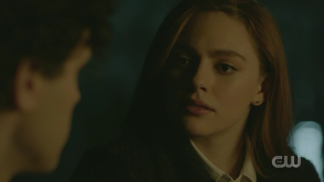 Legacies 1x15 Hope tells Landon that she loves him - YouTube