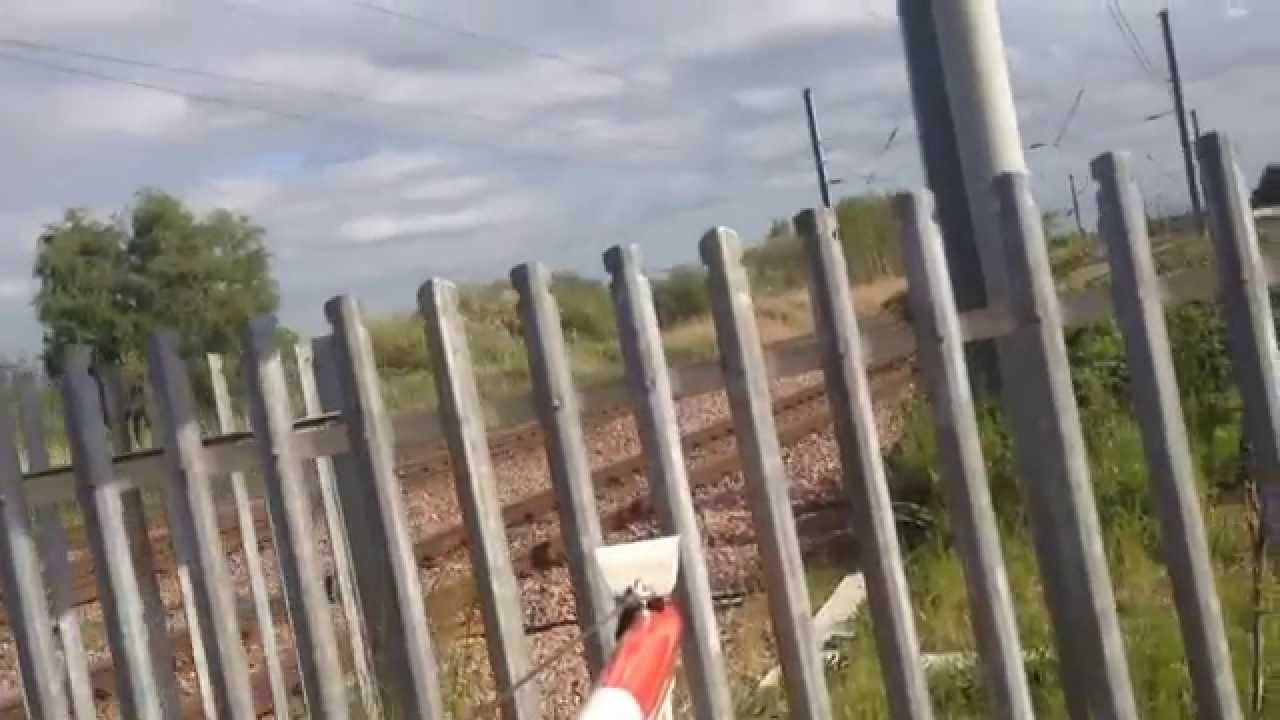 Conington Level Crossing 23.05.15 Cambs - YouTube