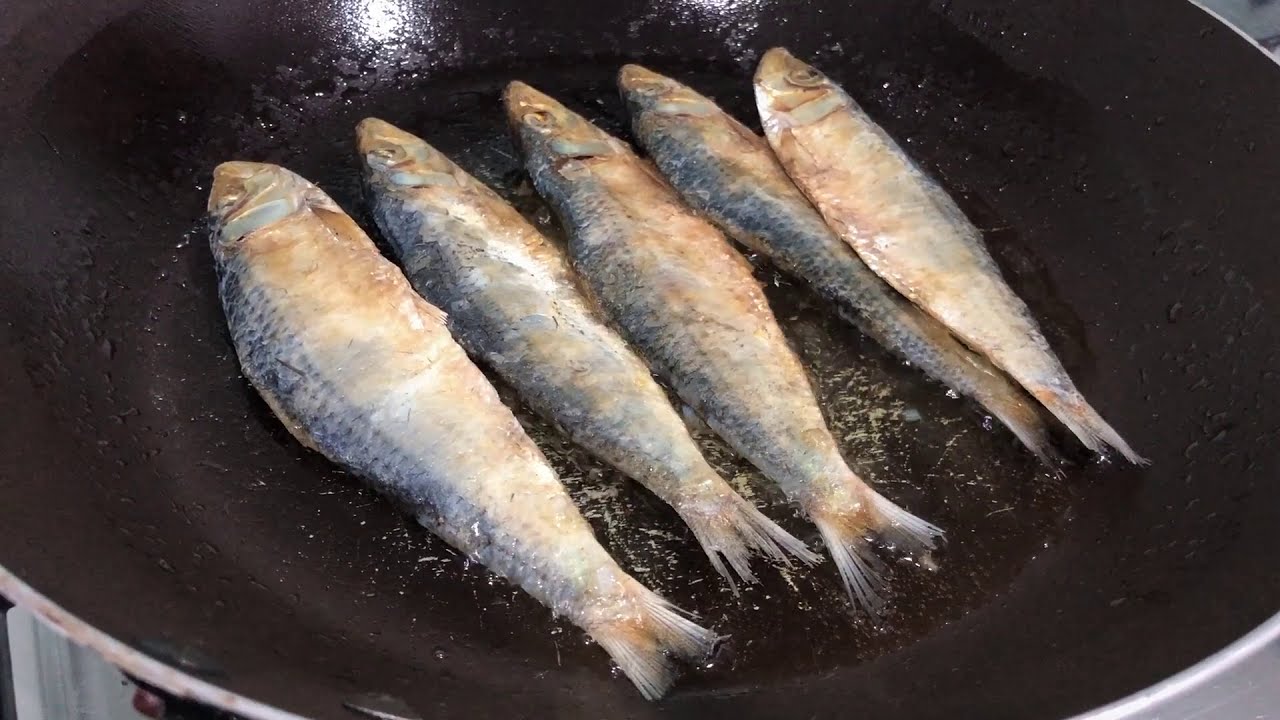 Gourmet Tuyo (Dried Herring) In Spicy Oil Recipe - ASMR Cooking ...
