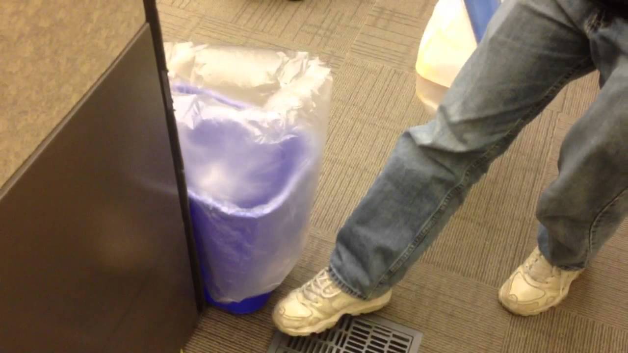 Trash bag inflated by and air vent - YouTube