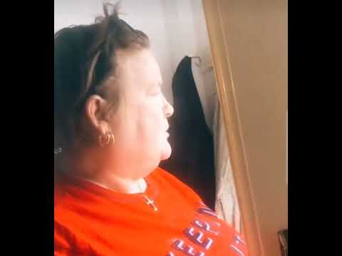 Your cat shat in my garden! 👀🙈💯