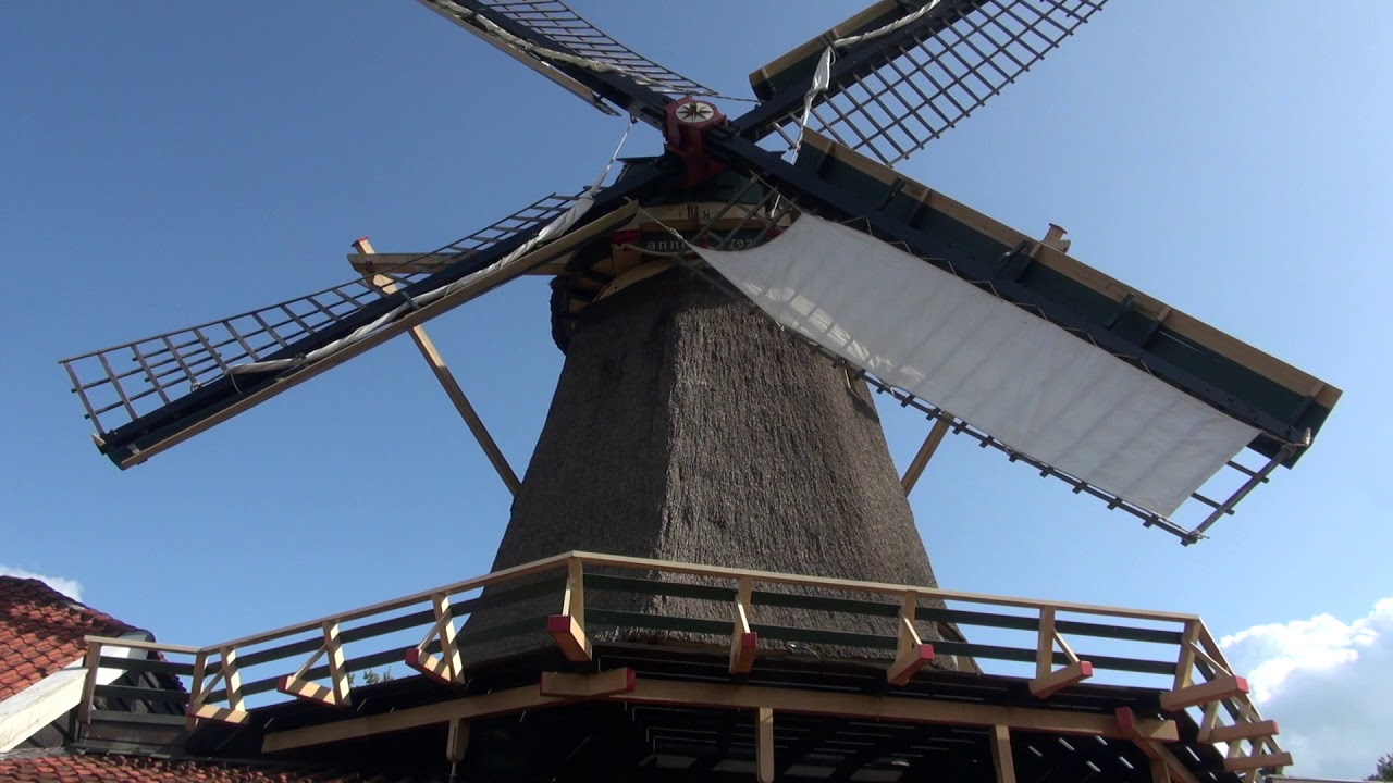 How does a Dutch chalk mill work ? Krijtmolen d' Admiraal (English ...