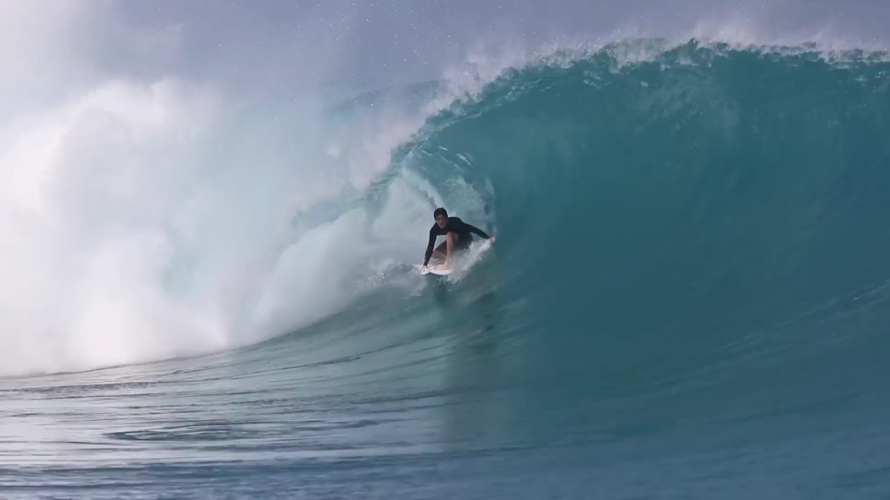 Skeleton Bay Wave Surfing - YouTube