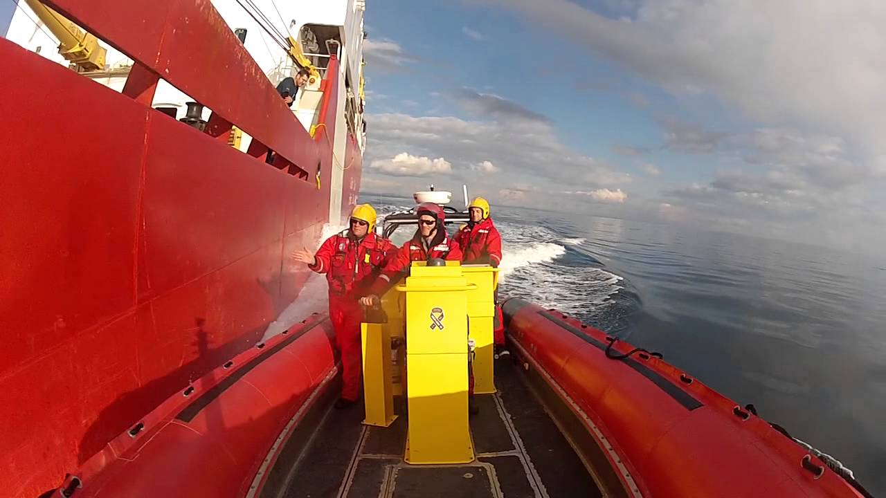 Pacing an Icebreaker - CCGS Sir Wilfrid Laurier - YouTube