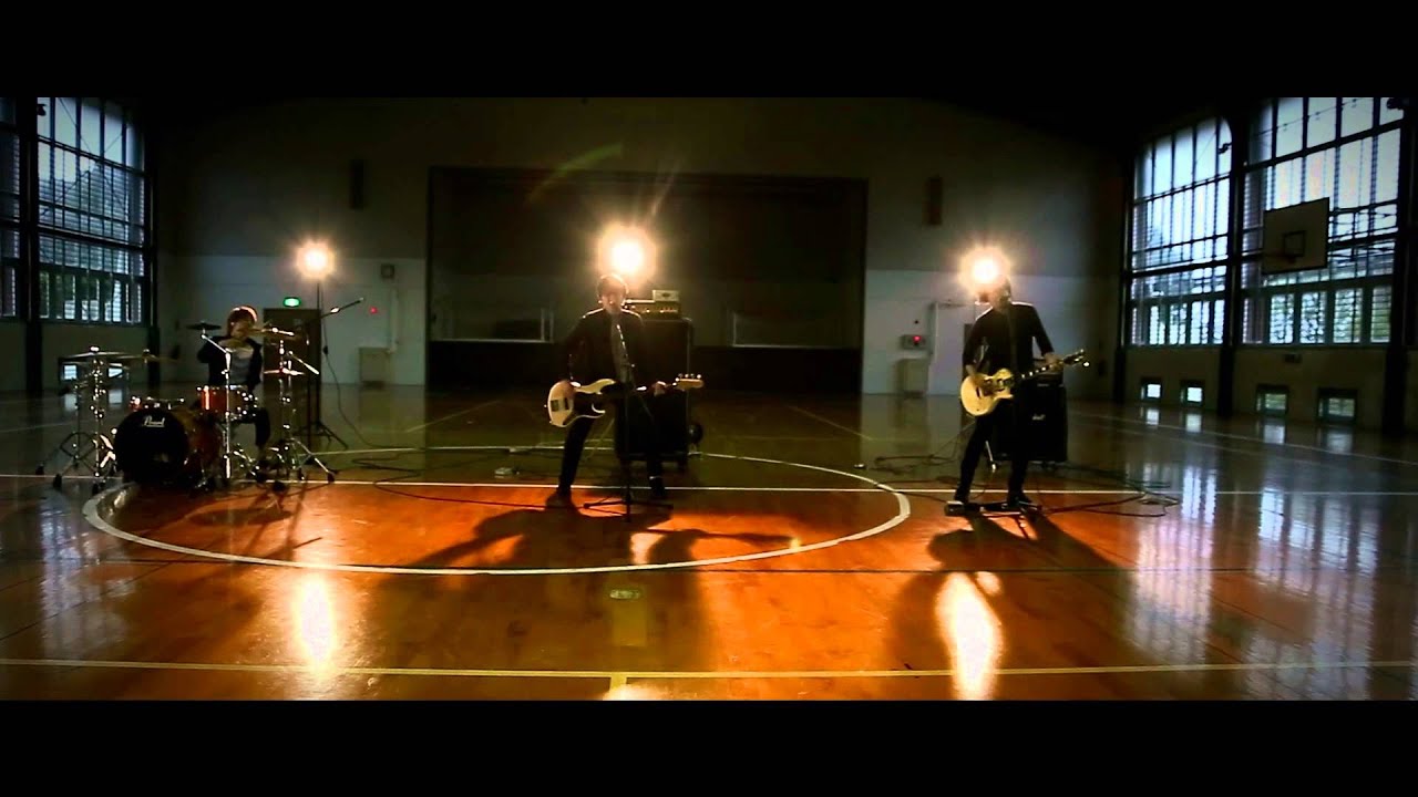 THA ALBATROSS - Supernova (Official Music Video) - YouTube