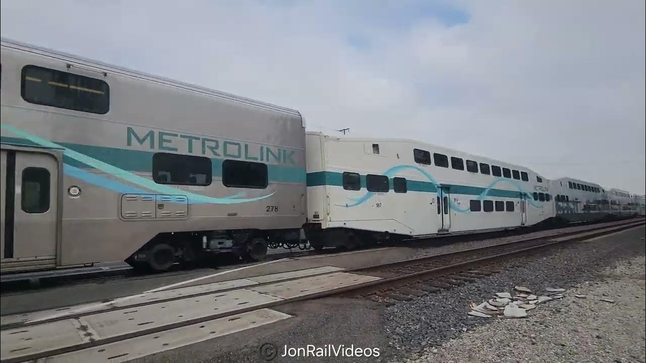 6/5/24 Pre: Metrolink OC Line 600 with repaint SCAX 187 passes Los Nietos/SFS crossings - YouTube