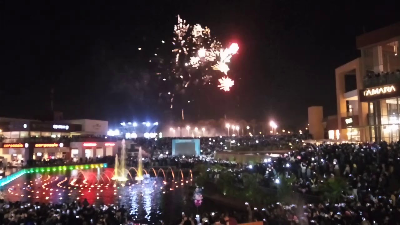 New Year`s Eve 2018 - Cairo - YouTube