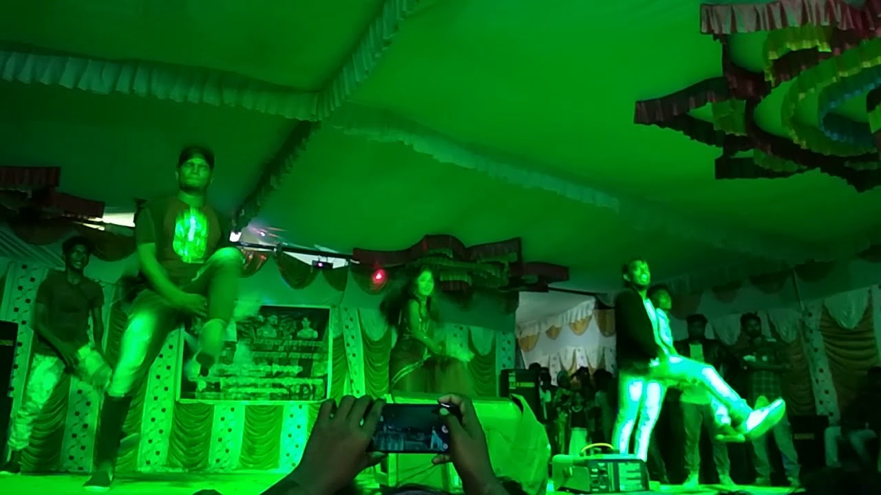 Jigel Rani song dance performance in Sri kalahasti - YouTube