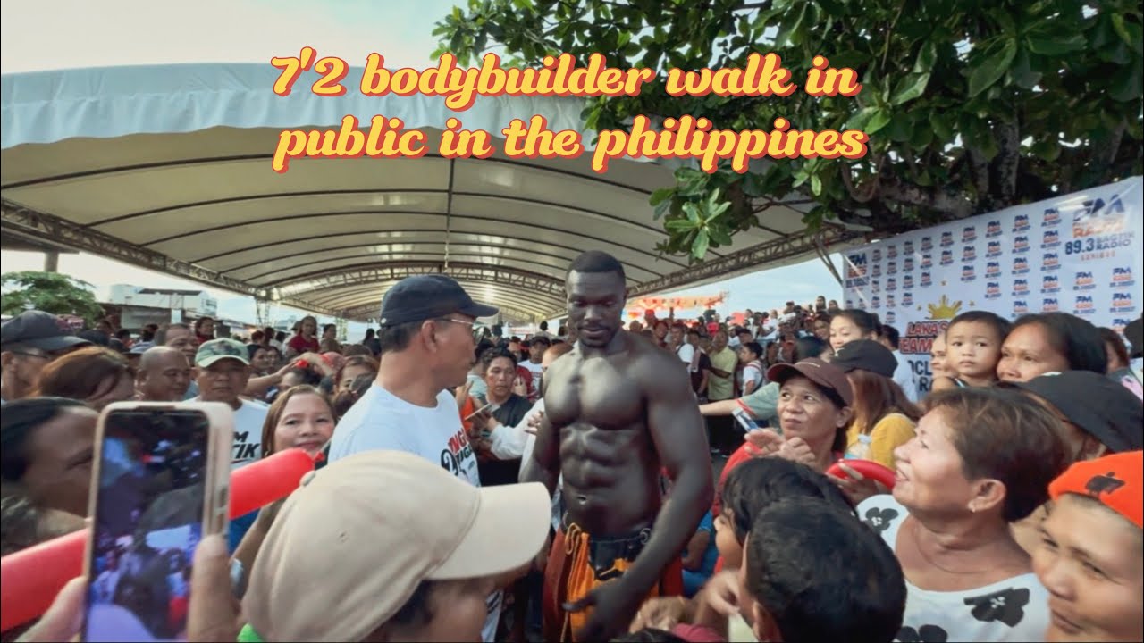 7'2 bodybuilder walk in public in the philippines - YouTube