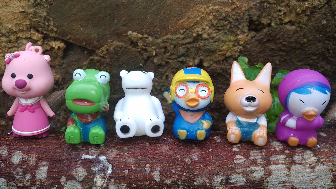 Pororo || Bermain bersama pororo di pohon tumbang || Pororo,Edy,Loopy ...