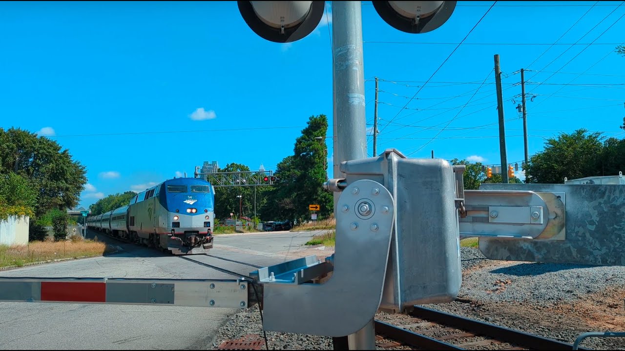 The Carolinian cruises through Raleigh and speeds out the other side ...