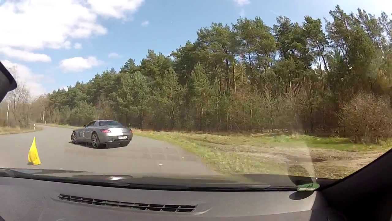 Mercedes SLS AMG and Megane 3 RS 265 CUP Trackday 2013 - YouTube