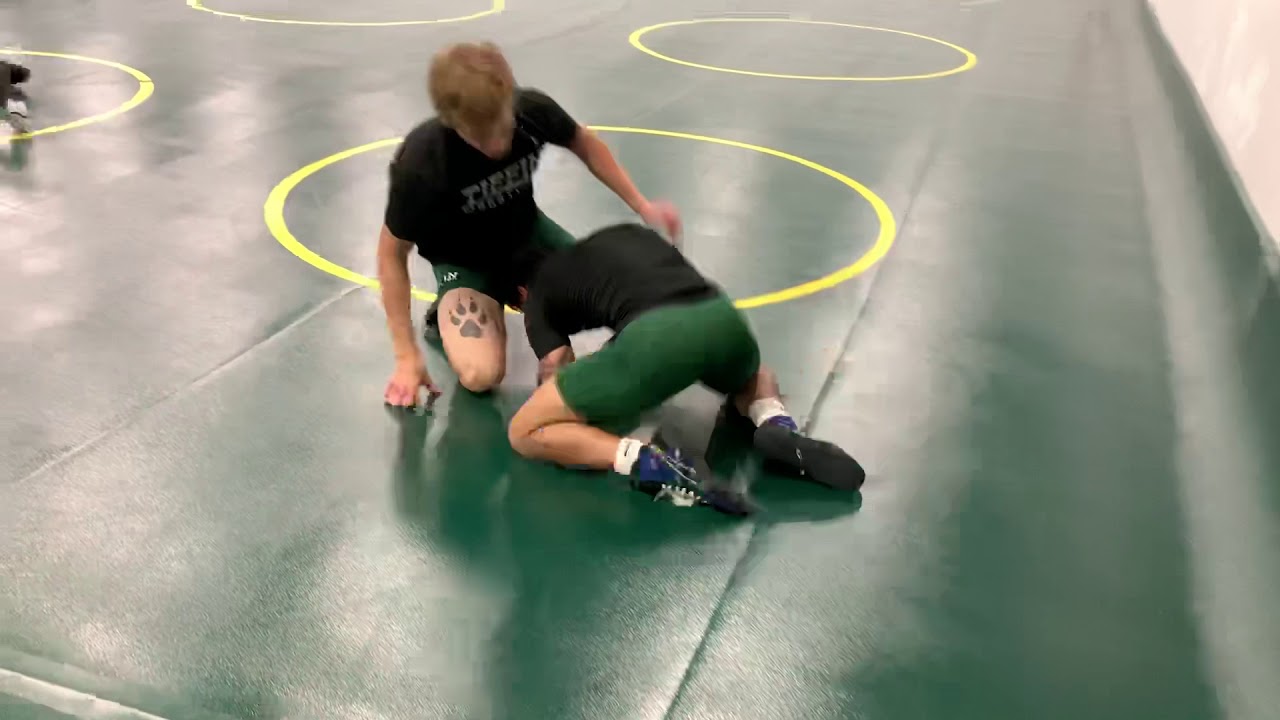 Tiffin U Scramble Drill - YouTube